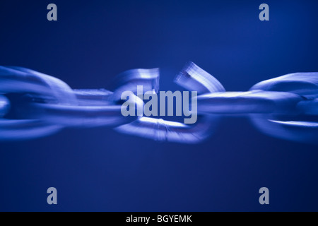 A chain with a broken link Stock Photo - Alamy