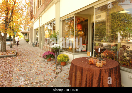 Decatur, Al, Alabama, Downtown, Historic Bank Street, Old Decatur Stock ...