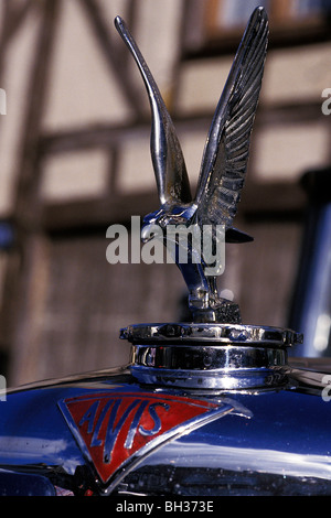 EAGLE ON THE HOOD OF AN OLD CAR, EMBLEM OF THE ALVIS MARK Stock Photo ...
