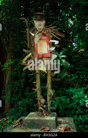 Africa Animist Benin Ouidah Sacred Forest Statue Stock Photo - Alamy
