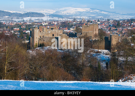 Ludlow castle, Shropshire, in winter snow from Whitcliffe Stock Photo ...