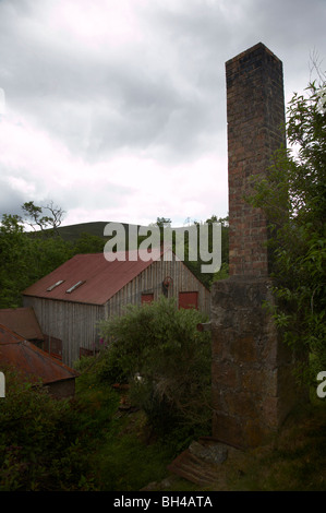 Mill 2. 19th century water powered cotton mills, Pleasley Vale. Notts ...
