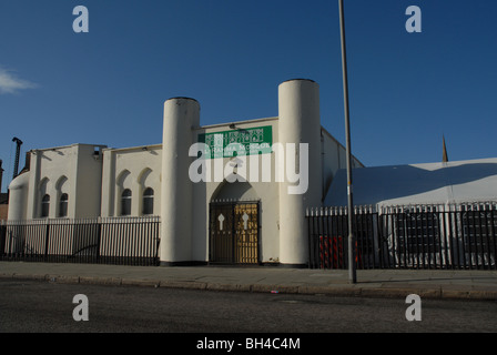 The Al-Rahma Mosque on Hatherley Street in Toxteth, Liverpool, England ...