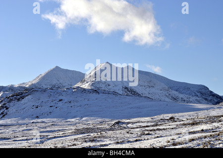 View of Snowdon Y Lliwedd and Grib Goch from Pen-y-Gwryd Stock Photo ...