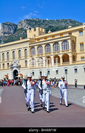 Guard At Royal Palace Monte Carlo Monaco Stock Photo - Alamy