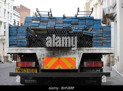 Scaffolding stacked on lorry Stock Photo: 47263817 - Alamy