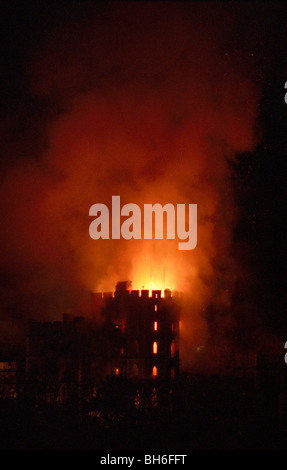 The Windsor Castle fire in 1992 Stock Photo - Alamy