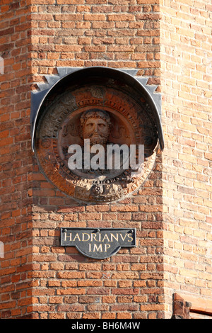 Court of a Roman emperor Stock Photo - Alamy