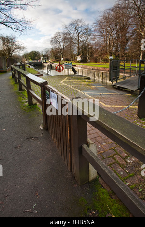 Romney Lock on the River Thames at Windsor, Berkshire, England ©Stan ...