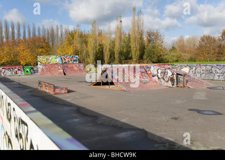 Skate boarding ramp. Hills Meadow. Caversham. Reading. Berkshire. UK ...