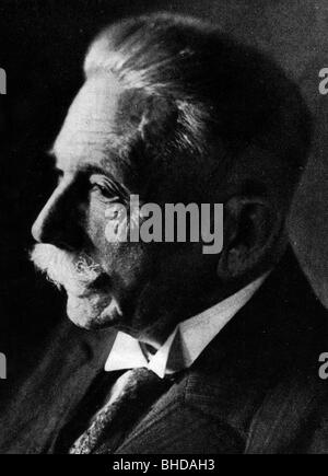 Alfred Hugenberg Stock Photo, Royalty Free Image: 37001899 - Alamy