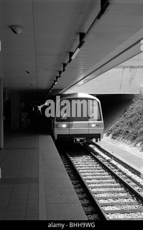 Singapore MRT train 1988 Stock Photo - Alamy