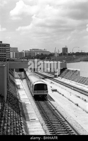 Singapore MRT train 1988 Stock Photo - Alamy