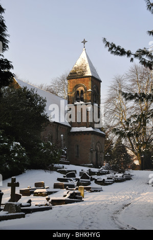 London Road Cemetery and chapel with snow, Coventry, West Midlands ...