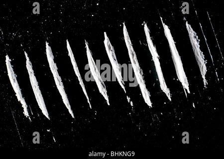 Line of cocaine Stock Photo - Alamy