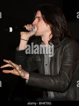 NATHANIEL MOTT ALICE IN WONDERLAND GREAT BIG ULTIMATE FAN EVENT ...