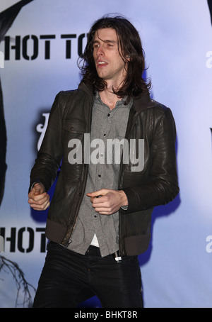 NATHANIEL MOTT ALICE IN WONDERLAND GREAT BIG ULTIMATE FAN EVENT ...