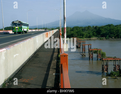 El Salvador. The Lempa river Stock Photo - Alamy