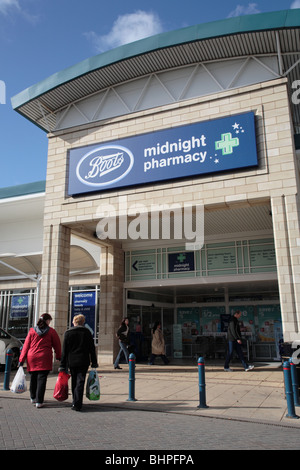 boots midnight pharmacy retail store on a uk retail park Stock Photo ...