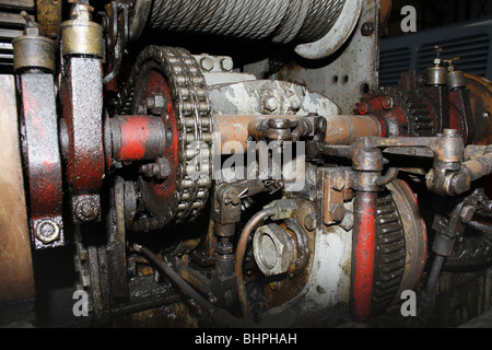 cogs tech technology steam steampunk train engine Stock Photo - Alamy