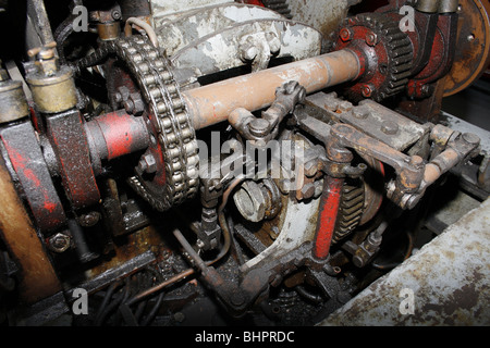 cogs tech technology steam steampunk train engine Stock Photo - Alamy
