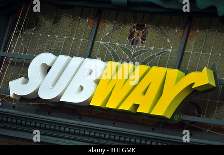 Subway store sign logo Stock Photo - Alamy