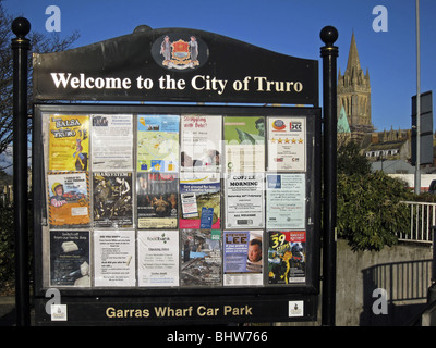welcome to truro,cornwall sign Stock Photo - Alamy