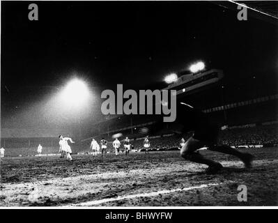 Danny Blanchflower, Tottenham Hotspur (l Stock Photo - Alamy