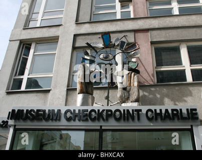 Haus am Checkpoint Charlie building, Mauermuseum Berlin Wall museum ...