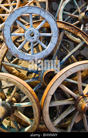 old wood wheels Stock Photo - Alamy