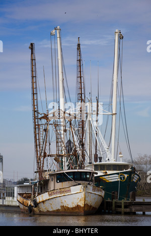 Rusting shrimp boat fleet in Delcambre, Louisiana Stock Photo - Alamy