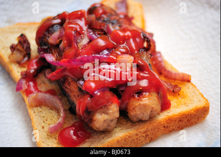 Sausages on toast Stock Photo - Alamy
