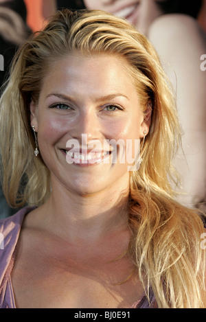 ALI LARTER ACTRESS CINERAMA DOME HOLLYWOOD LOS ANGELES USA 11/07/2006 ...