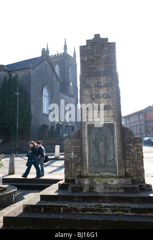 The 1798 rebellion memorial at The Mall, Castlebar, Co. Mayo, Ireland ...