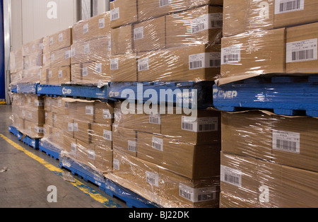 Chep Wooden Pallet Stock Photo - Alamy