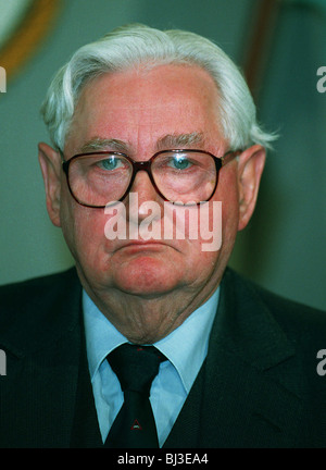 LORD BRAMALL FIELD MARSHAL 13 June 1994 Stock Photo - Alamy
