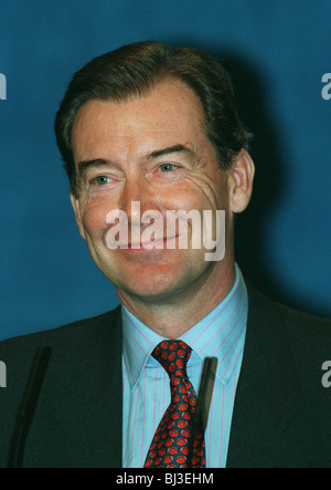 IAN LANG MP SECRETARY OF STATE TO SCOTLAND 15 December 1994 Stock Photo ...