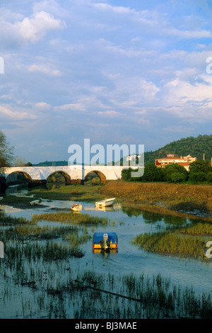 Bridge over the Rio Arade, Portugal, Algarve Stock Photo - Alamy