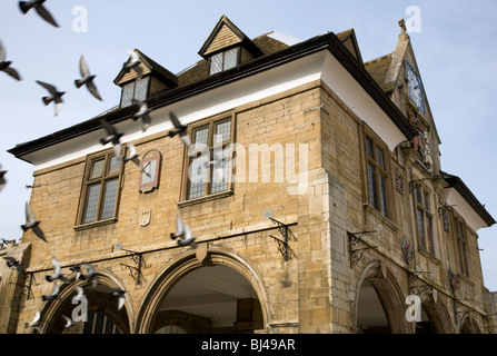Peterborough Guildhall, Cathedral Square, Peterborough, Cambridgeshire ...