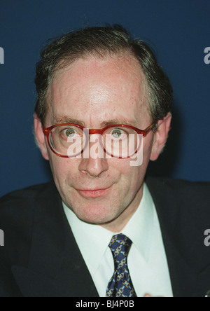 MALCOLM RIFKIND MP FOREIGN SECRETARY 25 June 1996 Stock Photo - Alamy