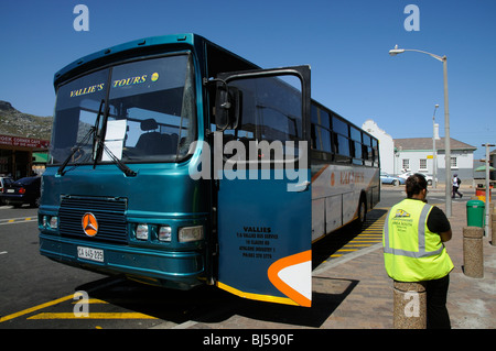Metrorail commuter train at Fish Hoek railway station The line runs a ...
