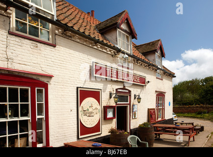 "The Hill House Inn" at Happisburgh, Norfolk, England, UK Stock Photo ...