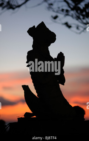 Kuta beach shrine, Bali, Indonesia Stock Photo - Alamy