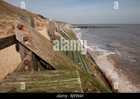 Coastal erosion at Corton on the Norfolk coast, England Stock Photo - Alamy