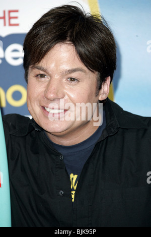 Mike Myers at The 2004 Teen Choice Awards - Press Room held at the ...