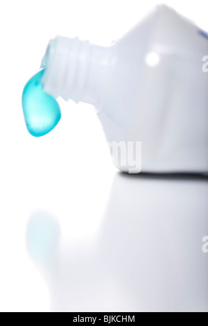 Toothpaste tube with dripping toothpaste Stock Photo - Alamy