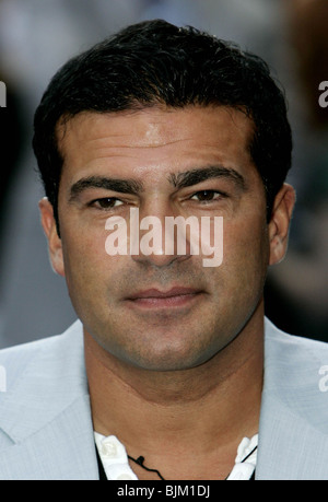 Tamer Hassan arrives for the Fantastic Four: Rise of the Silver Surfer ...