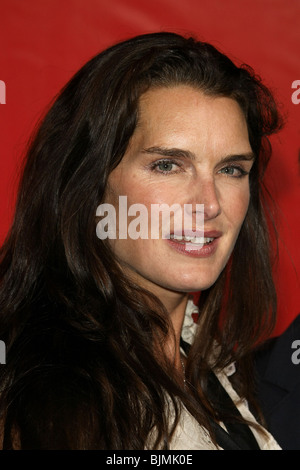 BROOKE SHIELDS GERRARD JEWELRY STORE OPENING IN BEVERLY HILLS TWO RODEO ...