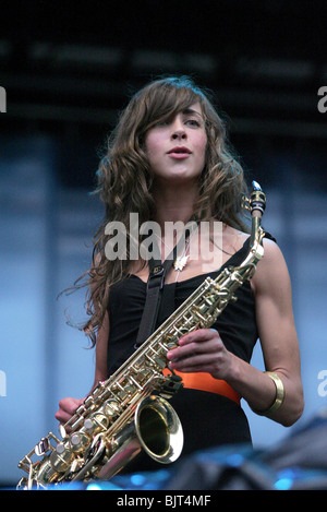 THE ZUTONS, CONCERT, 2005: Abi Harding, saxophonist (saxophone) and ...