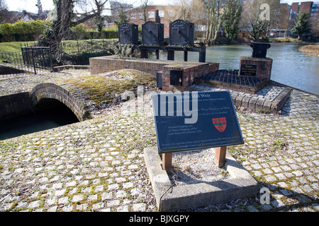Middle Mill Weir, River Colne, Colchester, Essex Stock Photo - Alamy